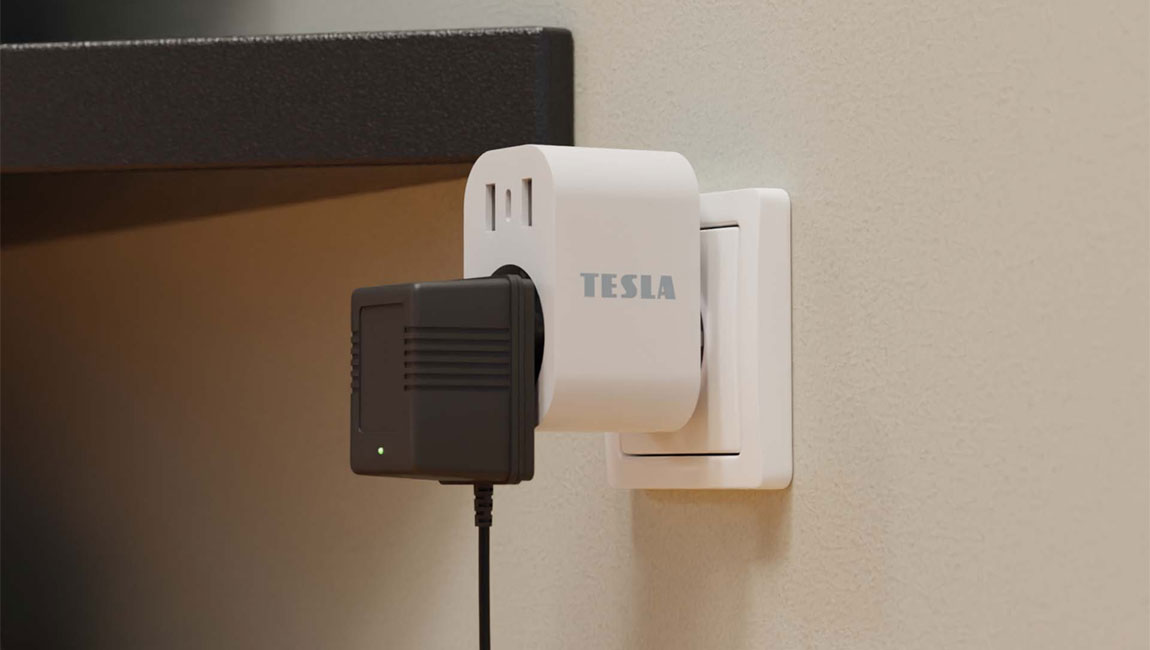 TESLA Smart Plug SP300 3 USB